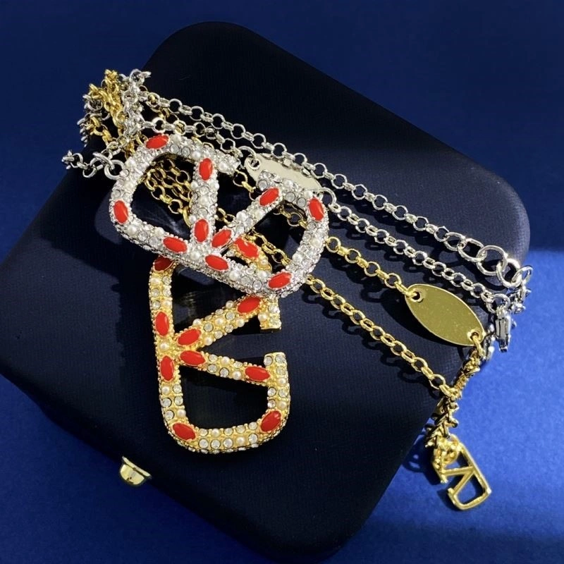 Mirror quality Valentino Necklaces