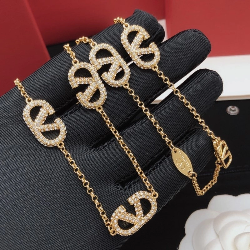 Perfect replica Valentino Necklaces