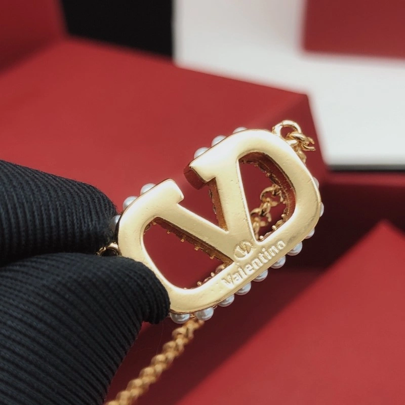 Mirror quality Valentino Necklaces