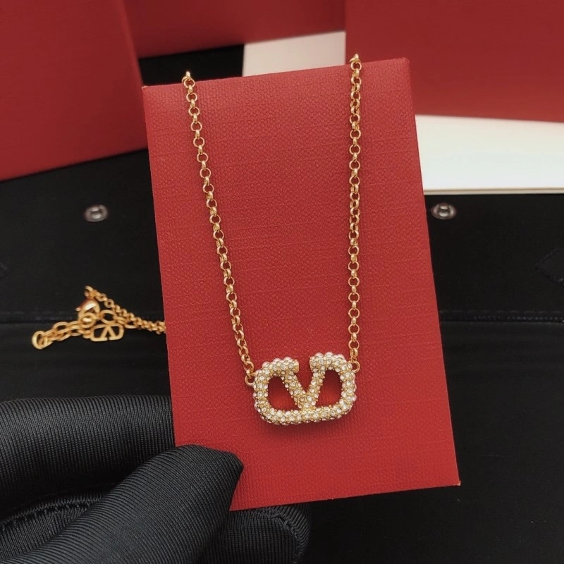 Mirror quality Valentino Necklaces
