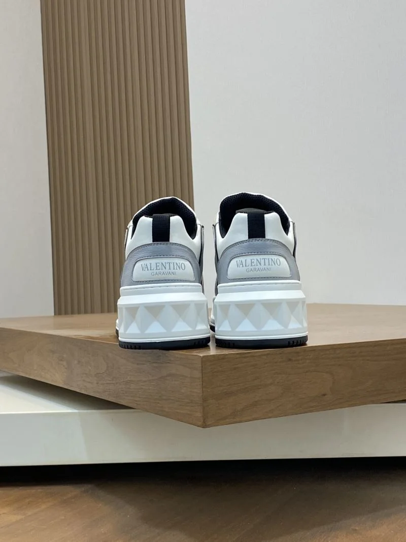 High accuracy Valentino One Stud Shoes