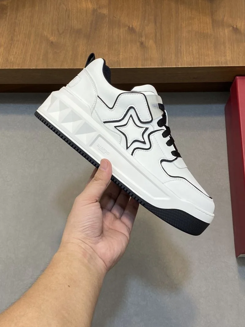 High accuracy Valentino One Stud Shoes