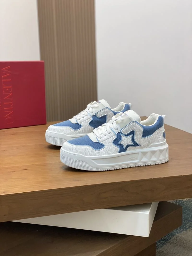 Top mirror Valentino One Stud Shoes