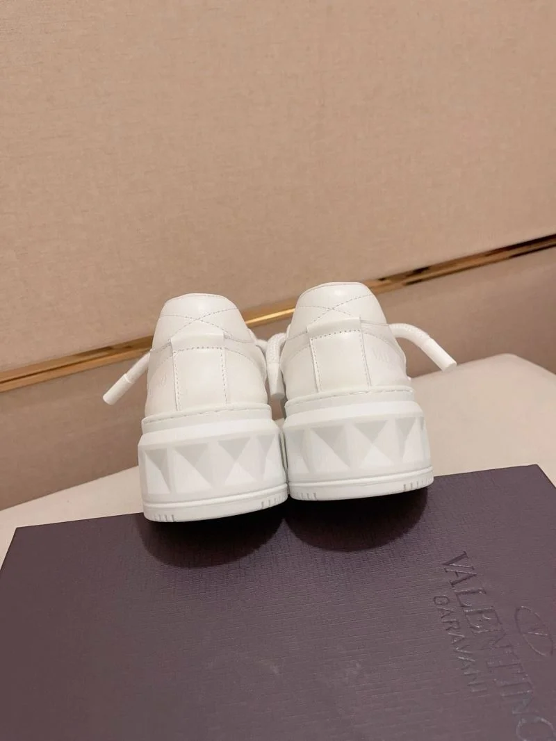Factory-made Valentino One Stud Shoes