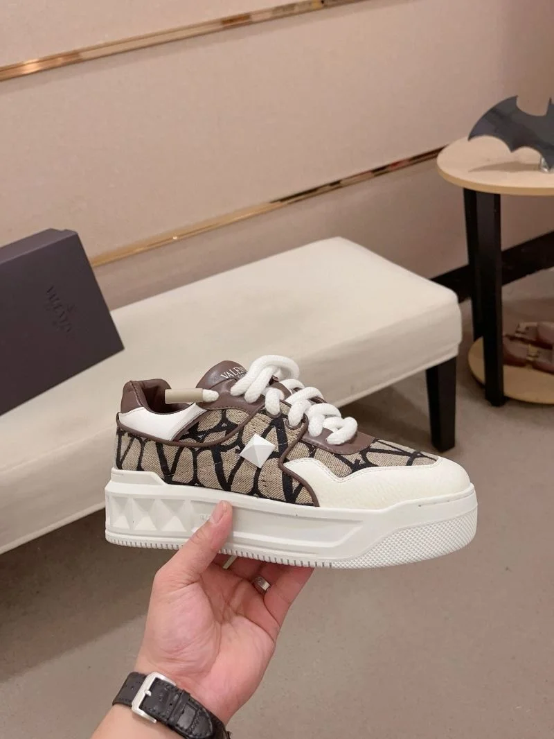 Official Valentino One Stud Shoes