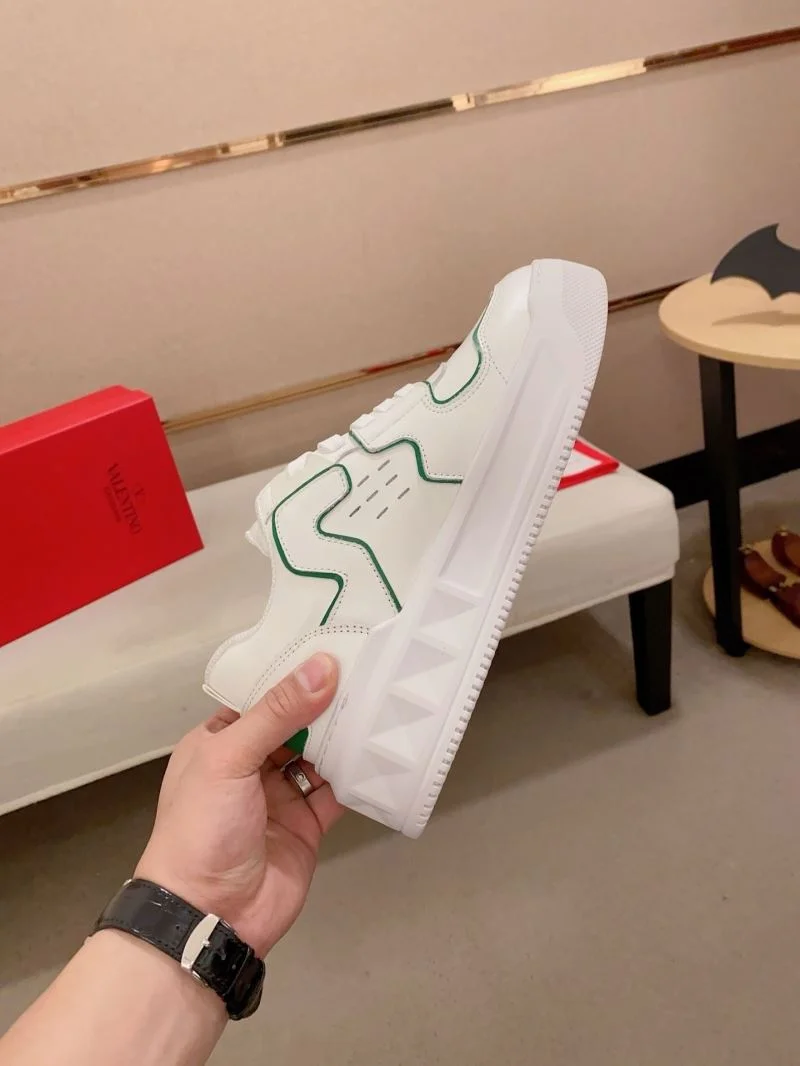 Exact replica Valentino One Stud Shoes