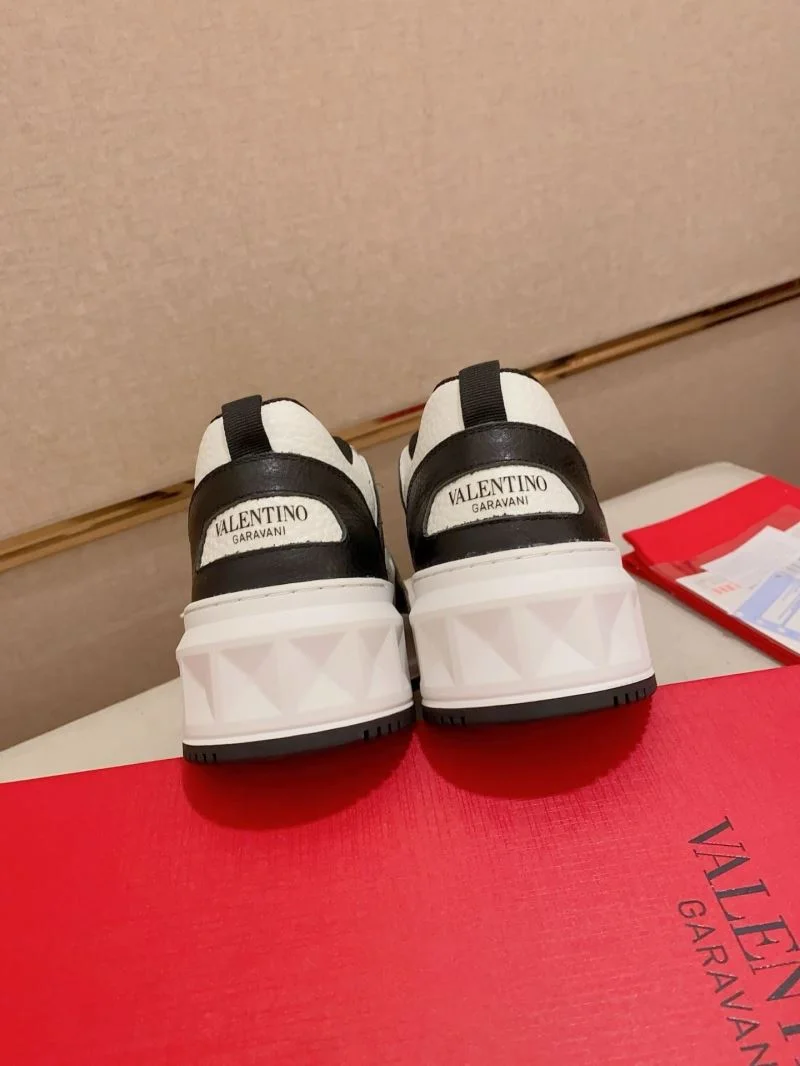 Low-cost Valentino One Stud Shoes