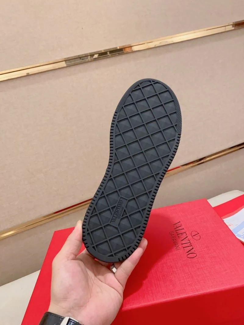 Low-cost Valentino One Stud Shoes