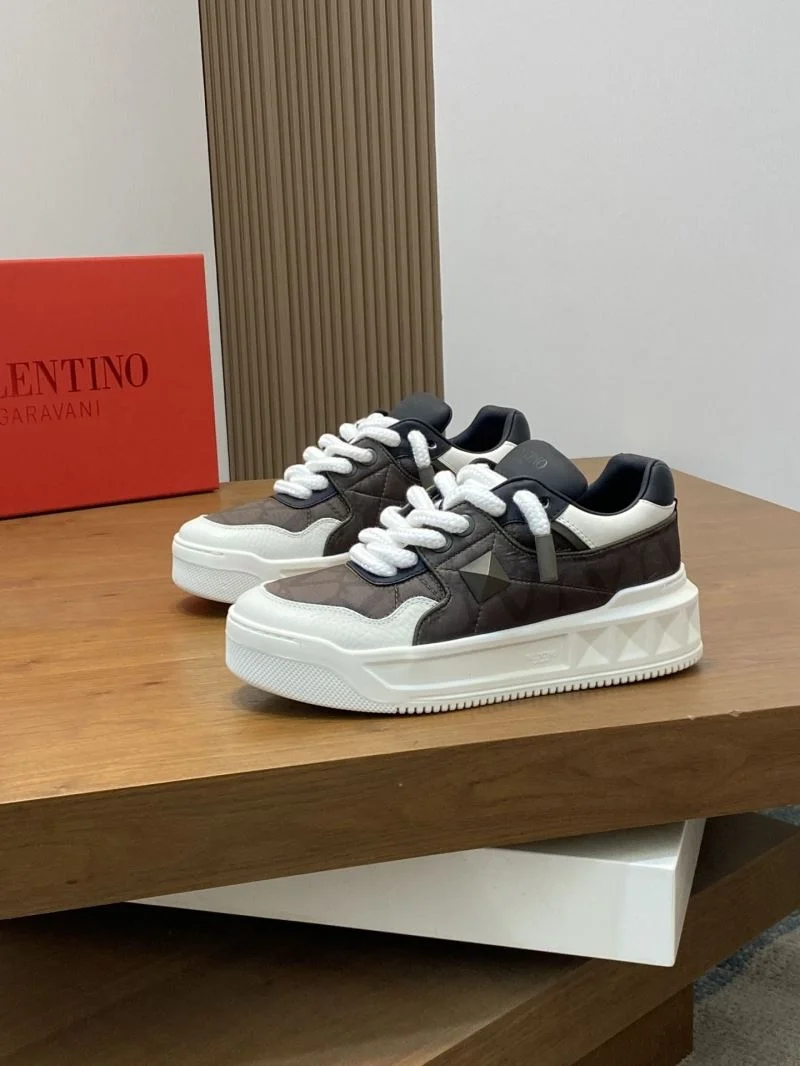 1:1 copy Valentino One Stud Shoes