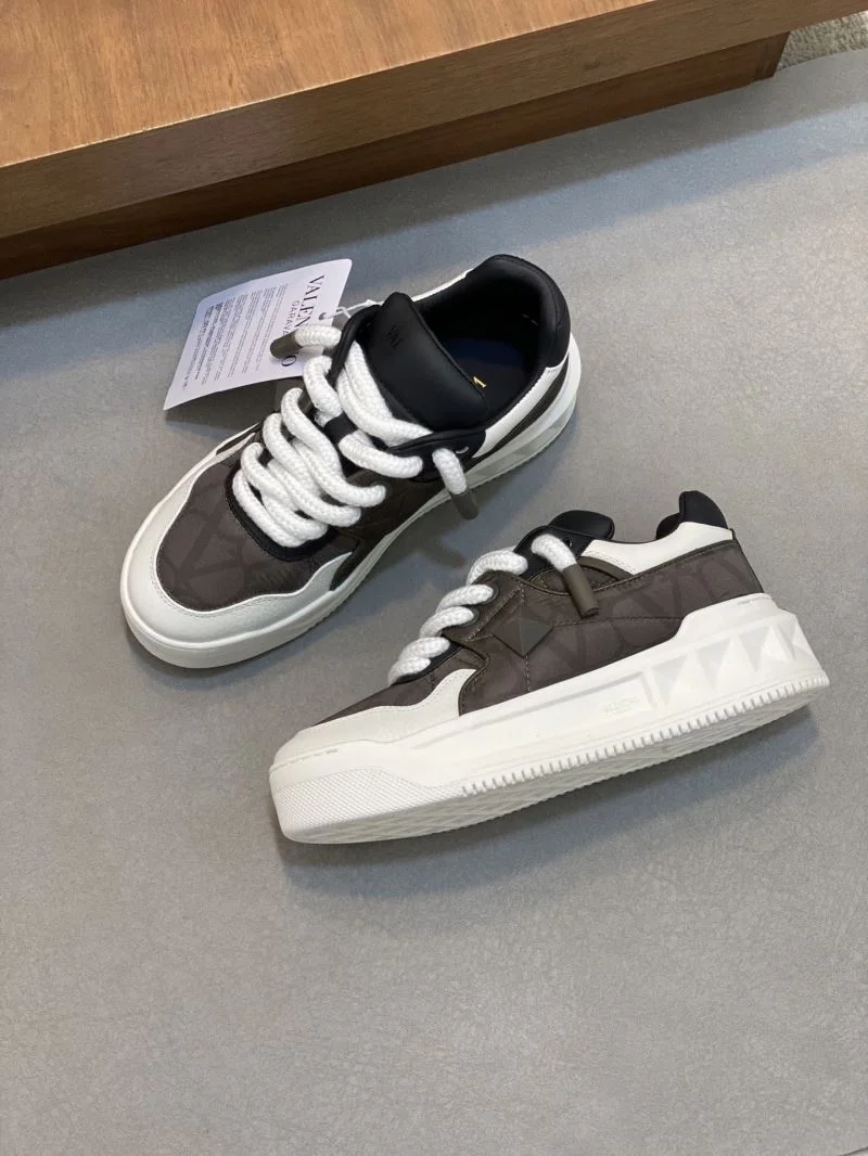 1:1 copy Valentino One Stud Shoes
