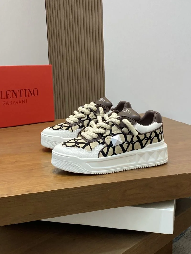 Factory-made Valentino One Stud Shoes