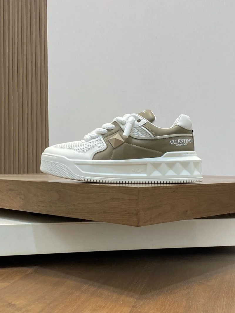 High accuracy Valentino One Stud Shoes