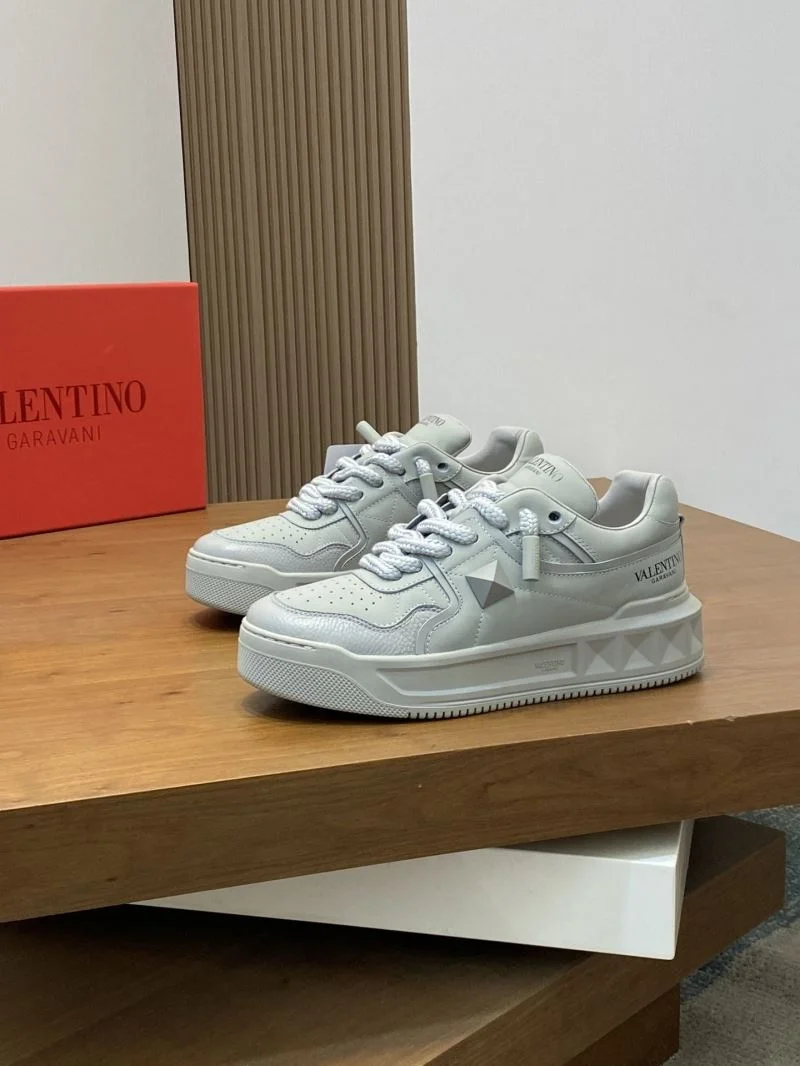 Low-cost Valentino One Stud Shoes