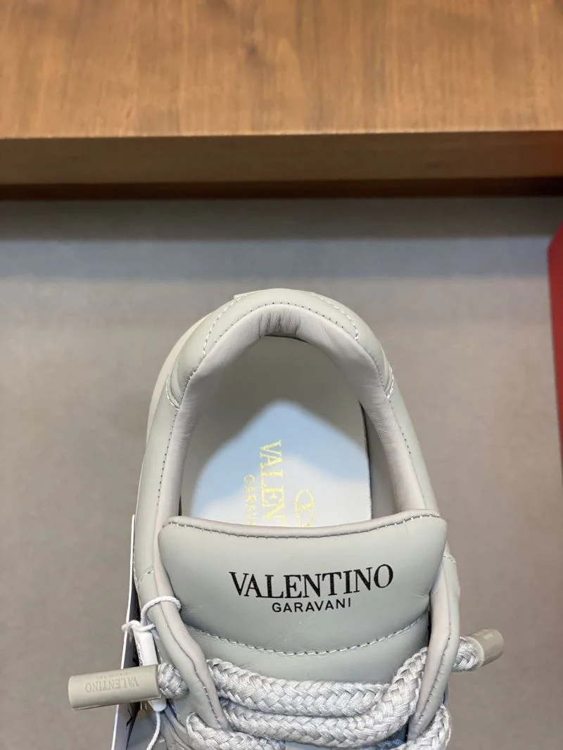 Low-cost Valentino One Stud Shoes