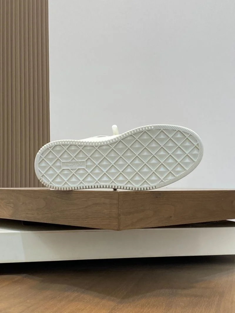 Factory-made Valentino One Stud Shoes