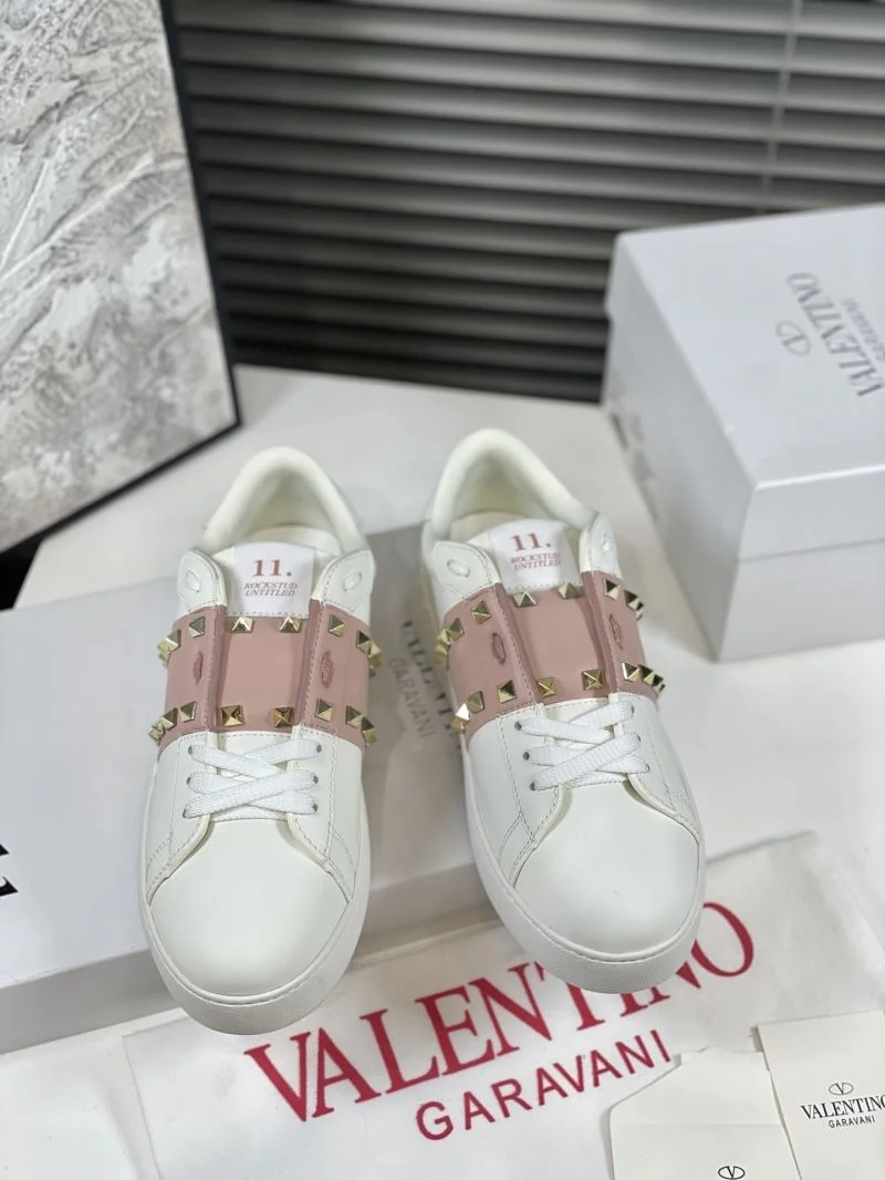 Accurate model Valentino Open Shoes