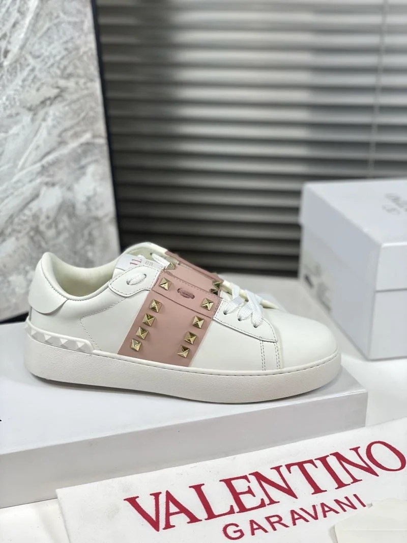 Accurate model Valentino Open Shoes