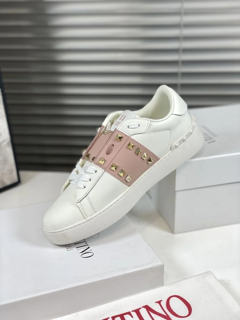 Accurate model Valentino Open Shoes