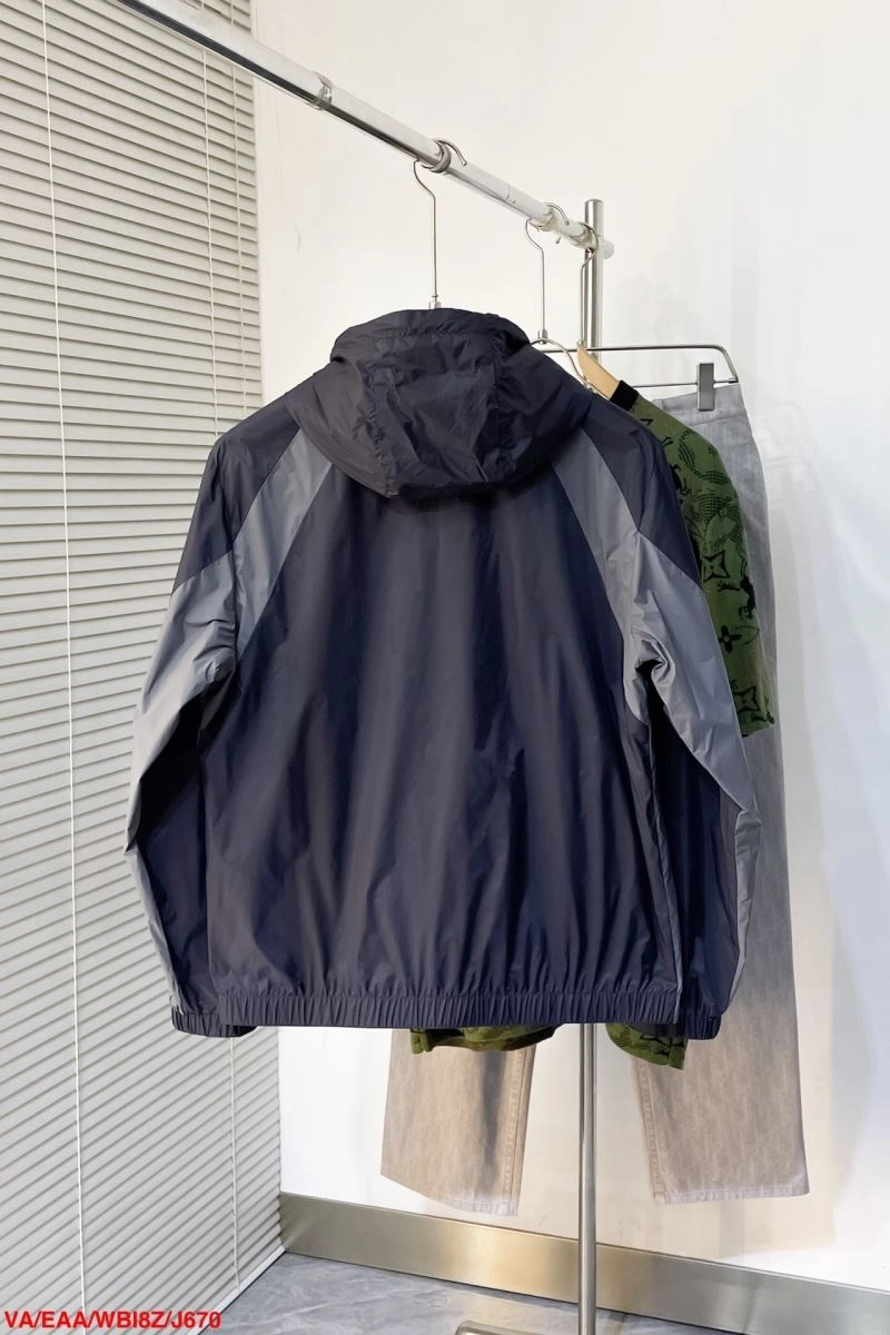 Legit Valentino Outwear