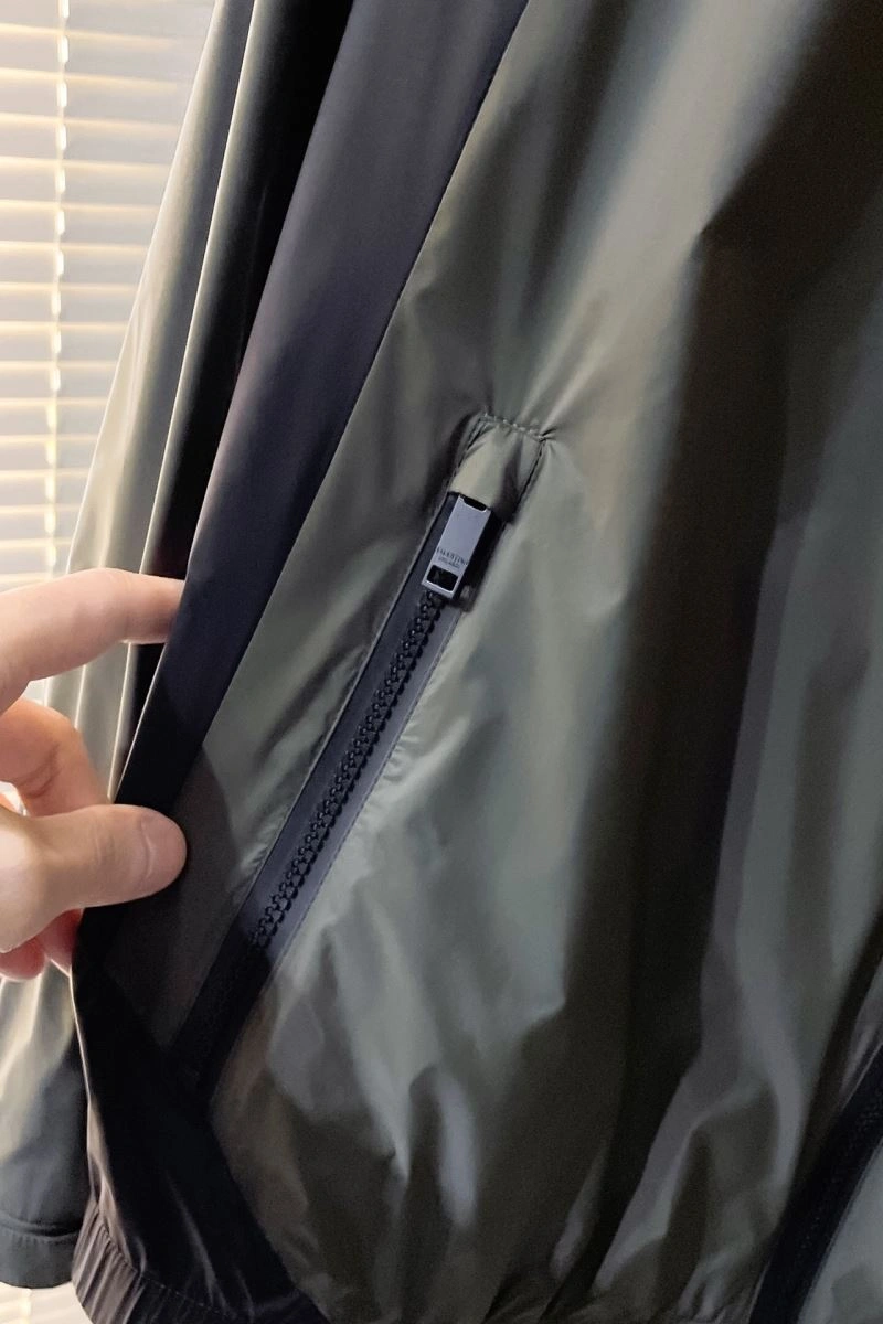 Low-cost Valentino Outwear
