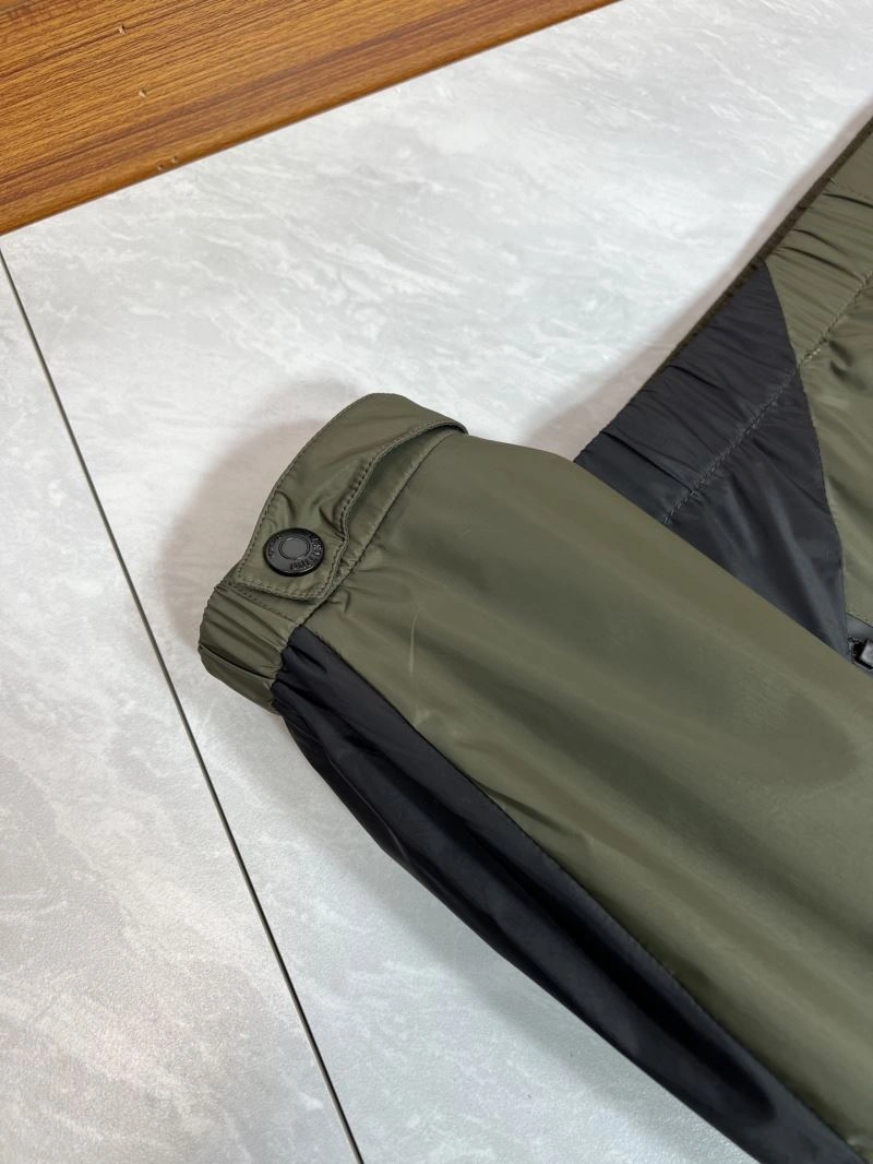 Top match Valentino Outwear