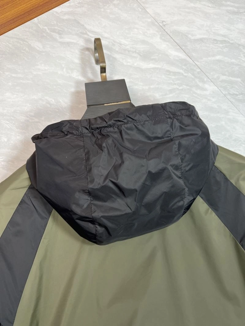 Top match Valentino Outwear