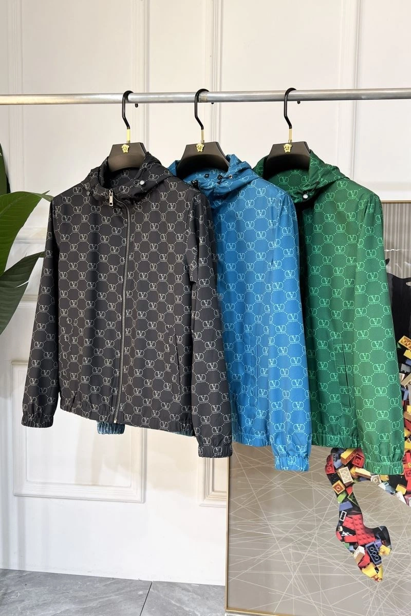 Brand-original Valentino Outwear