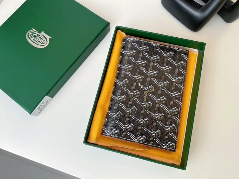 Discounted Valentino Passport Holders