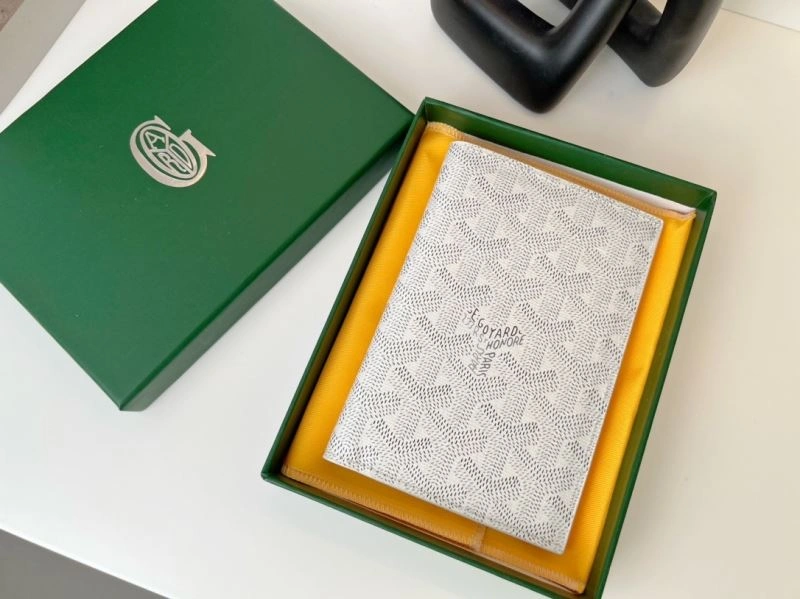 Inexpensive Valentino Passport Holders
