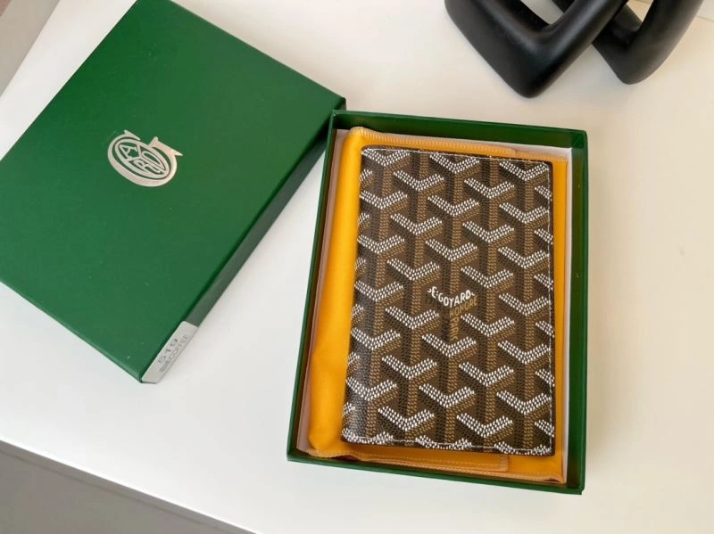 Indistinguishable Valentino Passport Holders