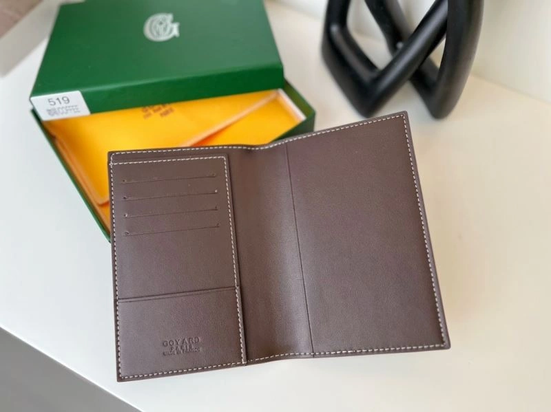 Indistinguishable Valentino Passport Holders