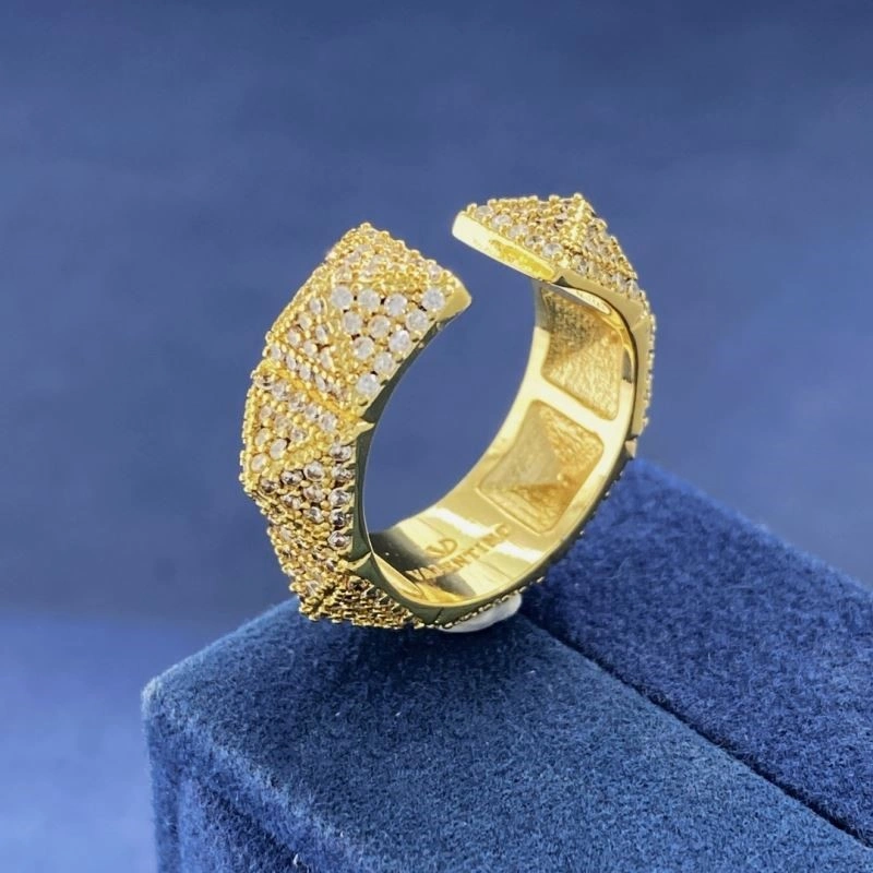 Official Valentino Rings