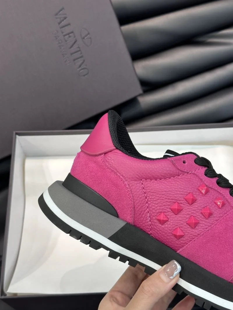 Low-cost Valentino Rockrunner Shoes
