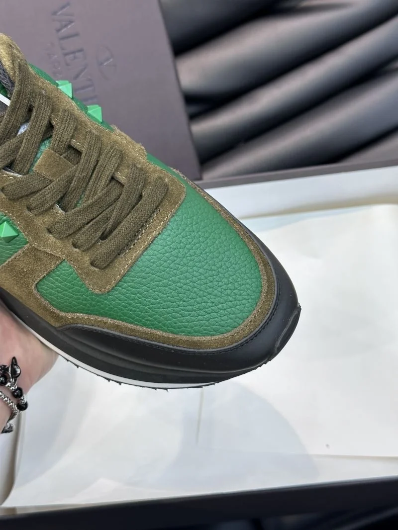 Top match Valentino Rockrunner Shoes