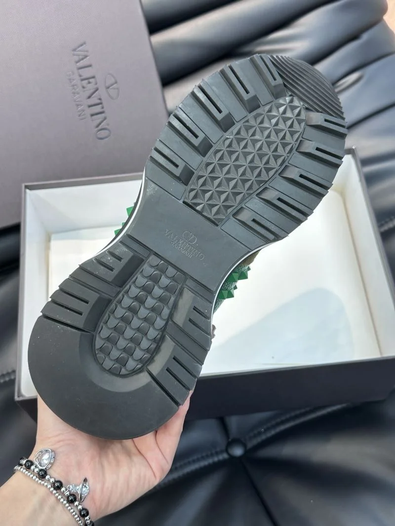 Top match Valentino Rockrunner Shoes