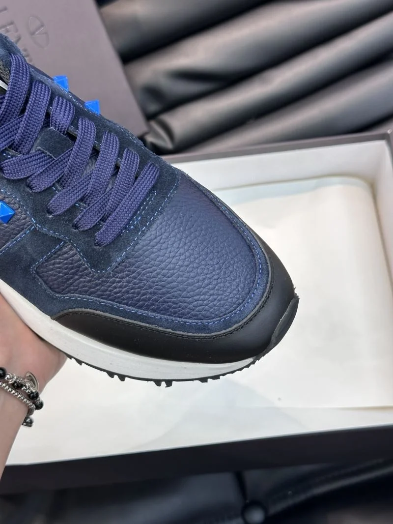 Inexpensive Valentino Rockrunner Shoes