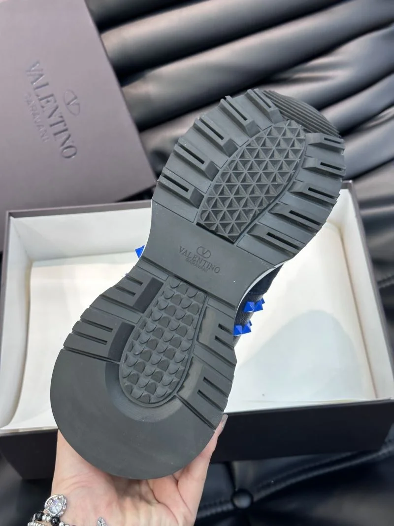 Inexpensive Valentino Rockrunner Shoes