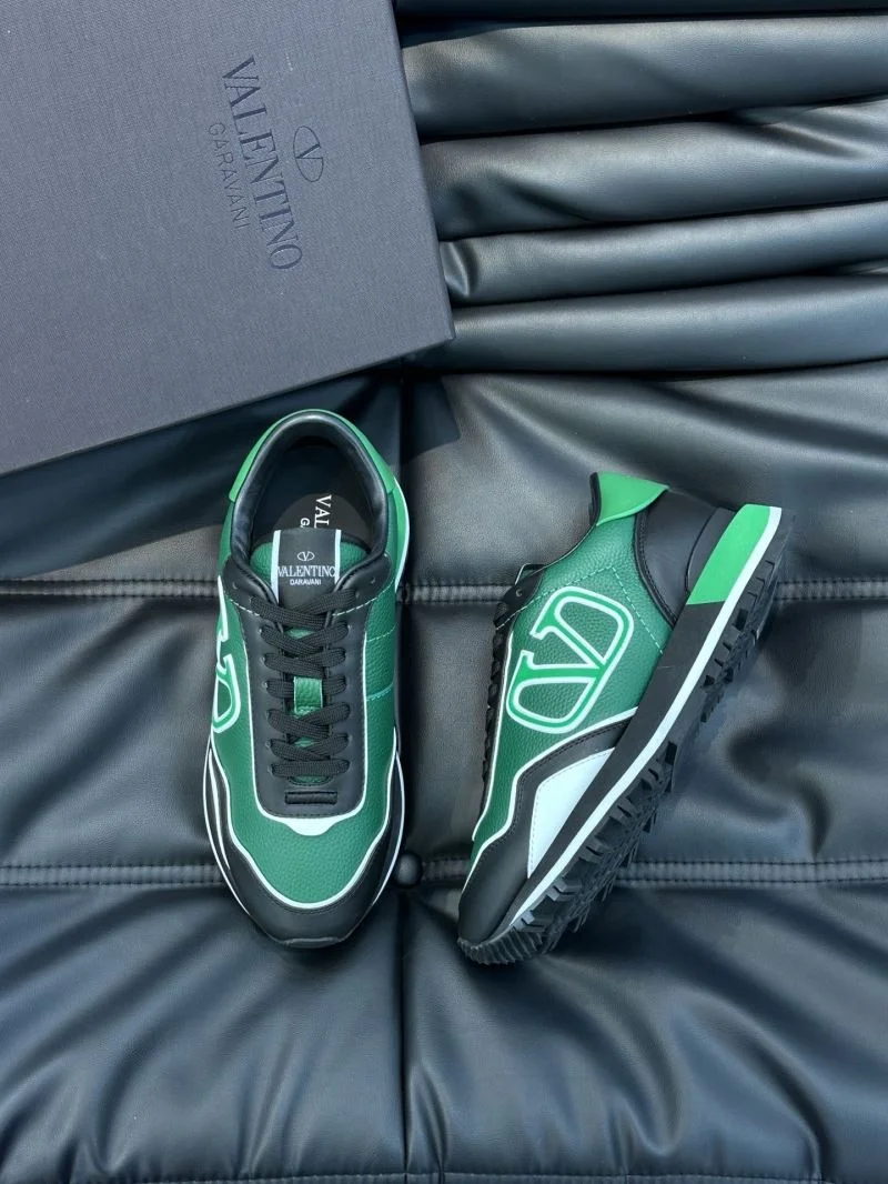 Exact replica Valentino Rockrunner Shoes