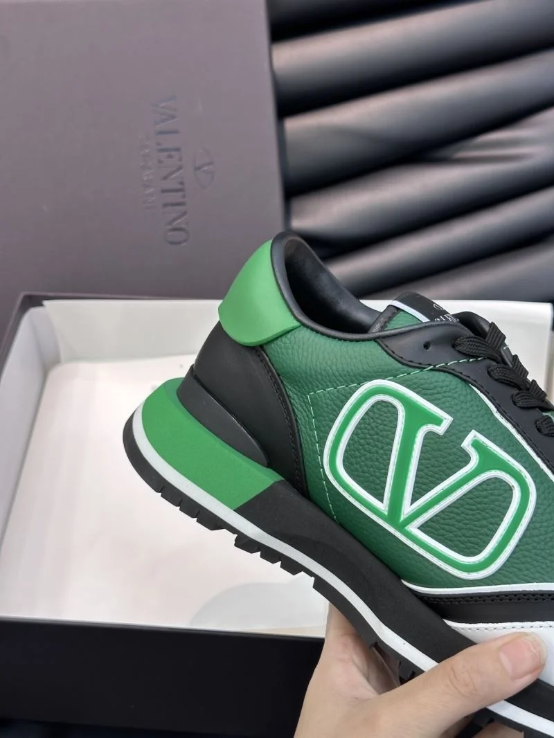 Exact replica Valentino Rockrunner Shoes