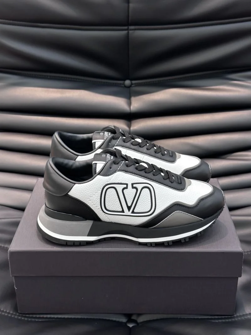 Factory-made Valentino Rockrunner Shoes
