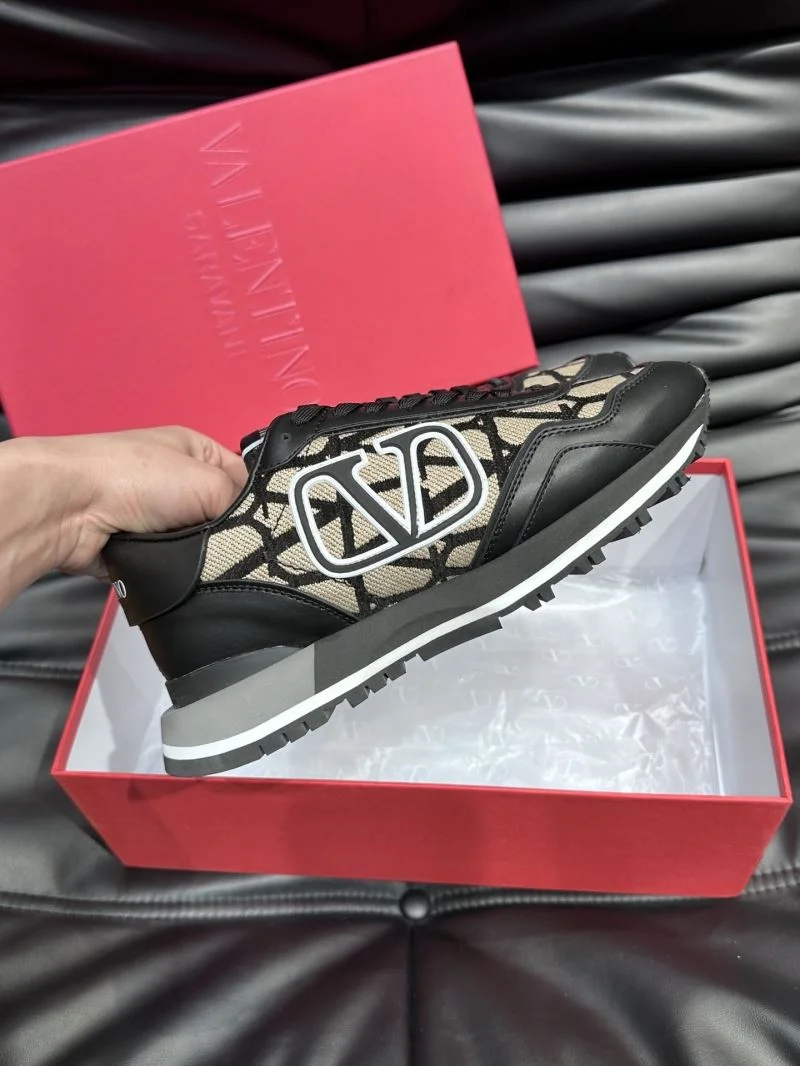 Brand-authenticated Valentino Rockrunner Shoes