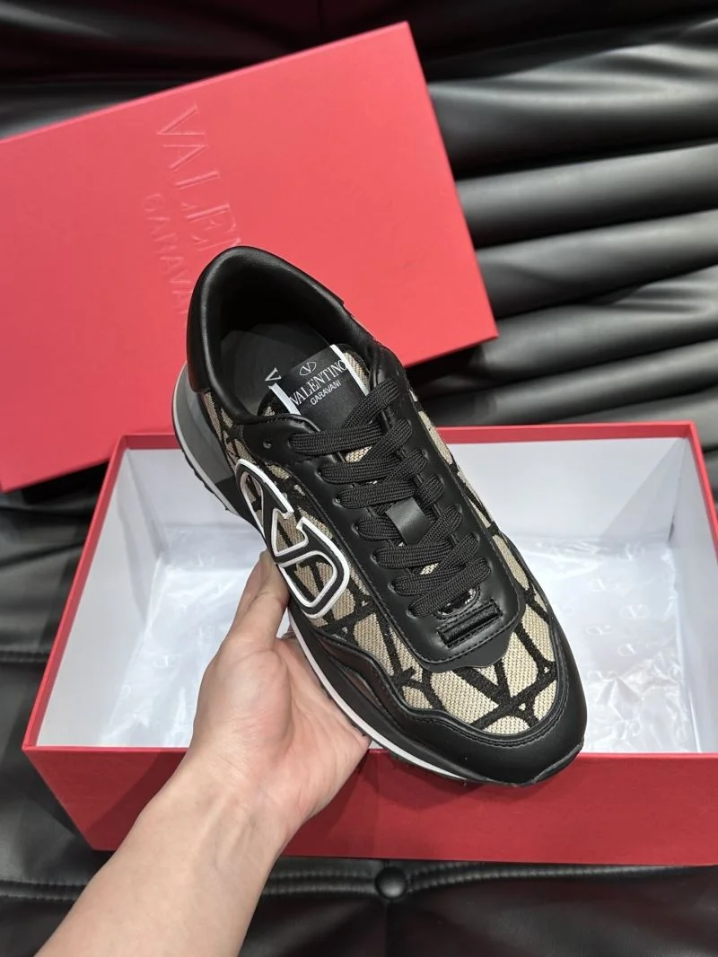Brand-authenticated Valentino Rockrunner Shoes