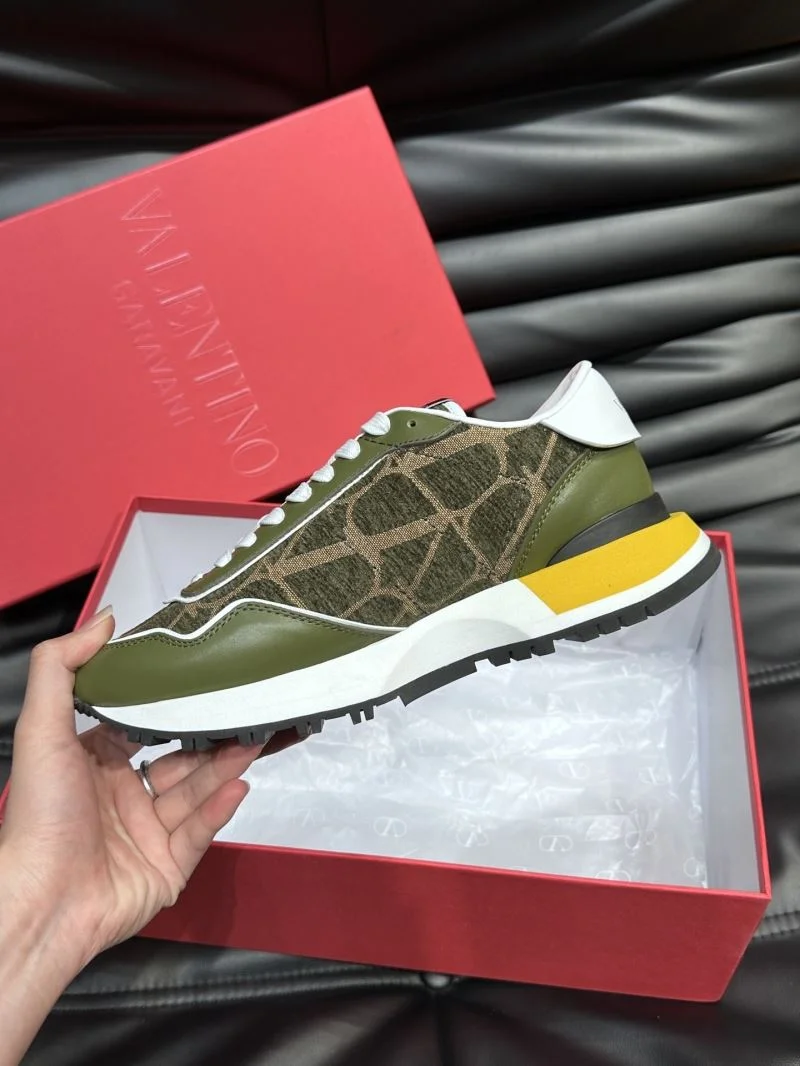 Reasonably priced Valentino Rockrunner Shoes
