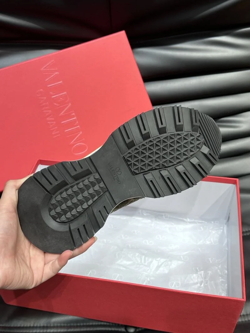 Reasonably priced Valentino Rockrunner Shoes
