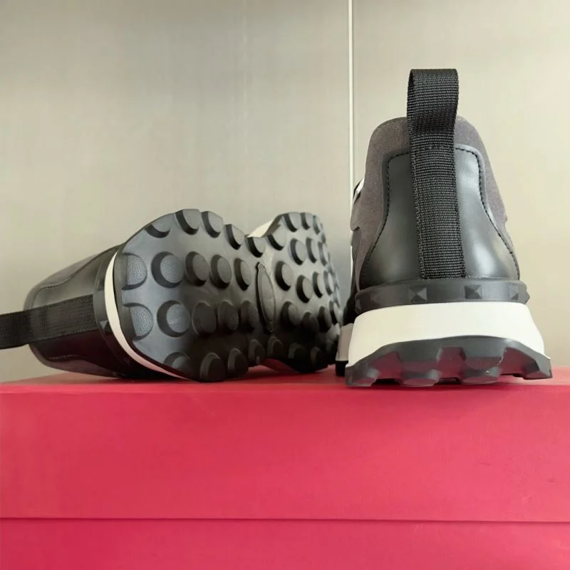 Exact replica Valentino Rockrunner Shoes