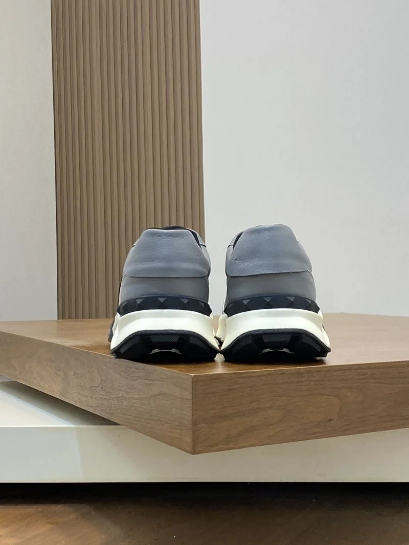 Cut-rate Valentino Rockrunner Shoes