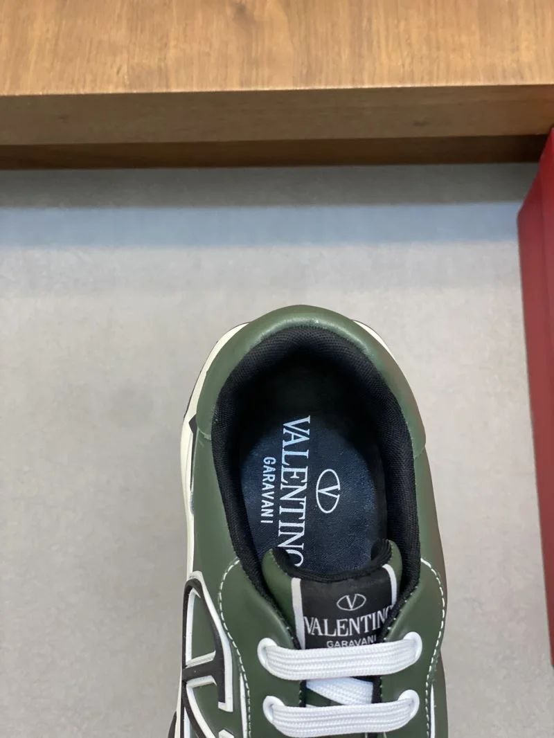 Economical Valentino Rockrunner Shoes