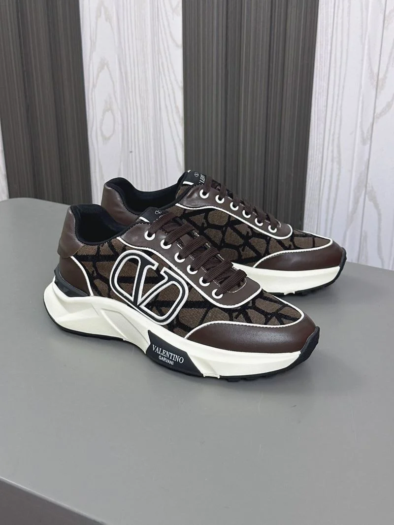 Discounted Valentino Rockrunner Shoes