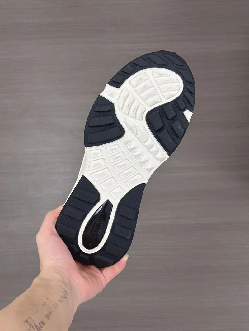Affordable Valentino Rockrunner Shoes