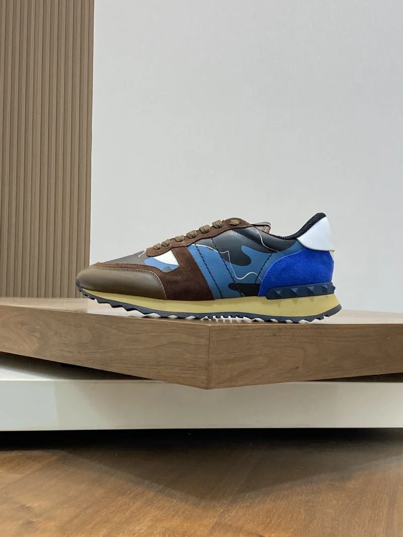 Top match Valentino Rockrunner Shoes